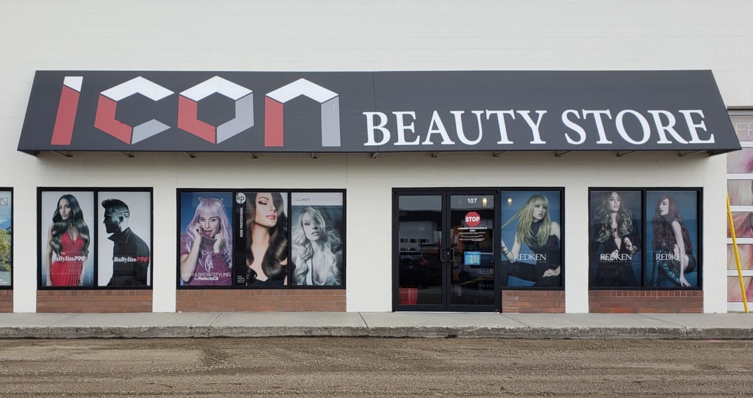 Non lit Signs in Canada - Non-illuminated Signs - SignCraft