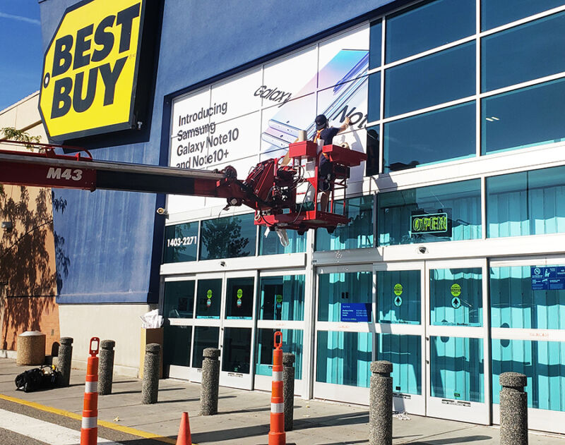 Sign Installation - Okanagan Sign Experts - SignCraft